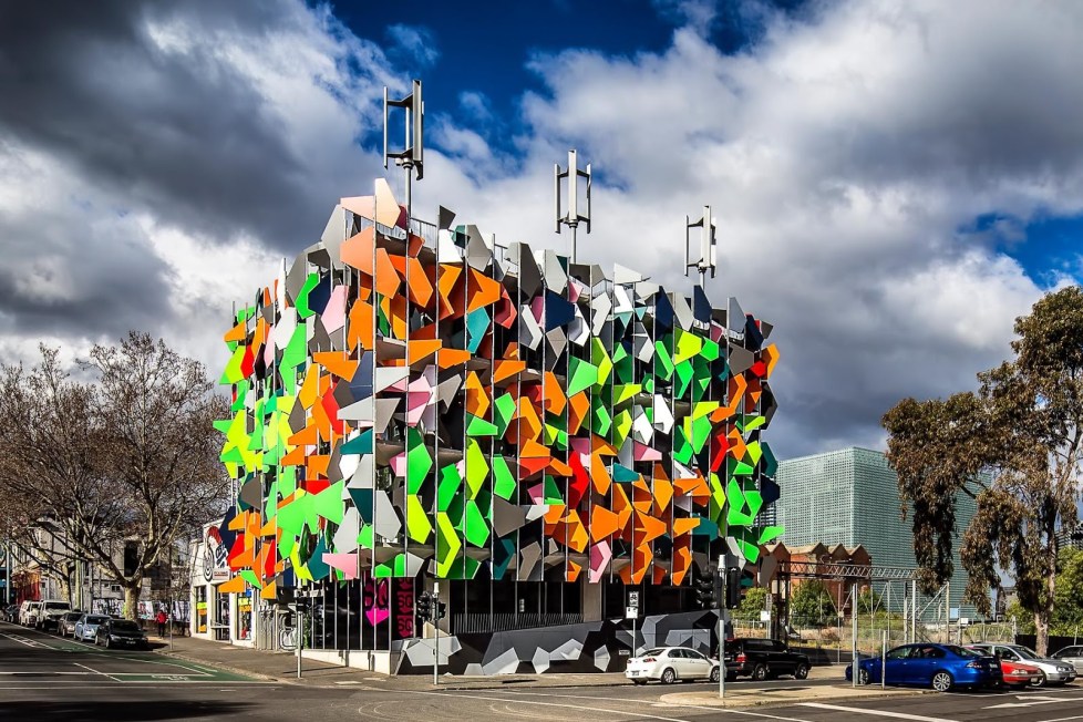 11 Buildings with Unusual Facades | Virginia Duran