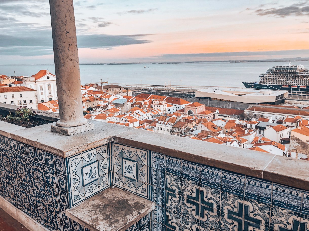 10 of The Prettiest Places in Lisbon | Virginia Duran
