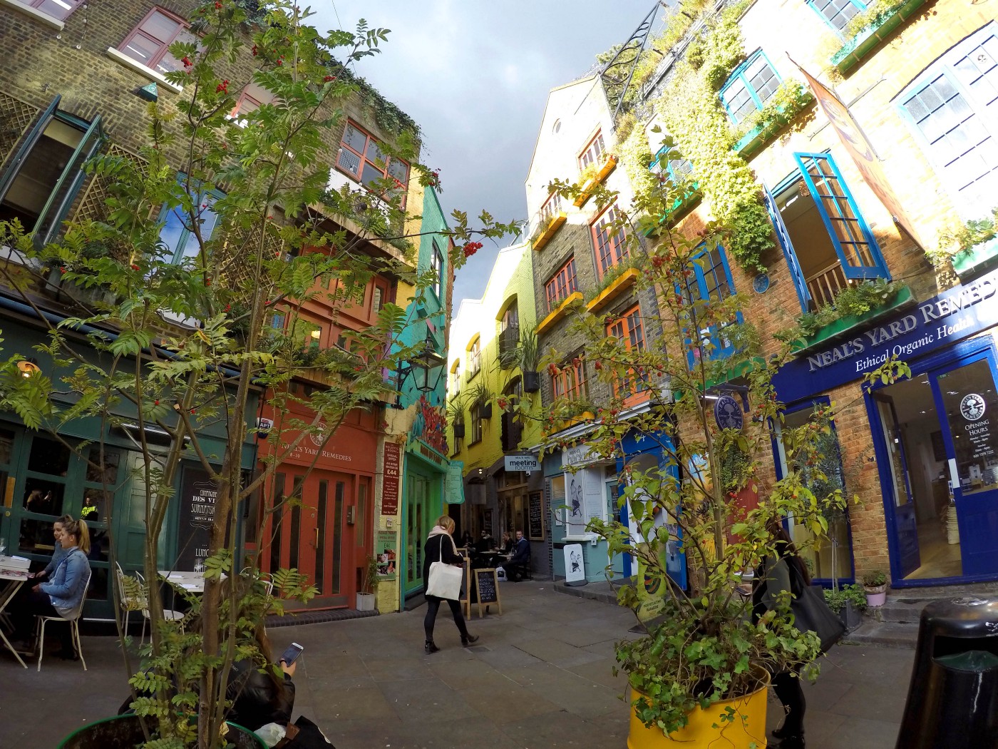 12 Colourful Buildings Brightening Up London | Virginia Duran